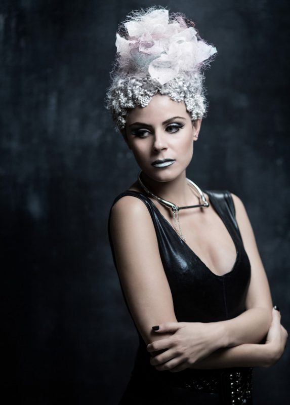 Contessa 30 Winning Collection – Simon James | Salon